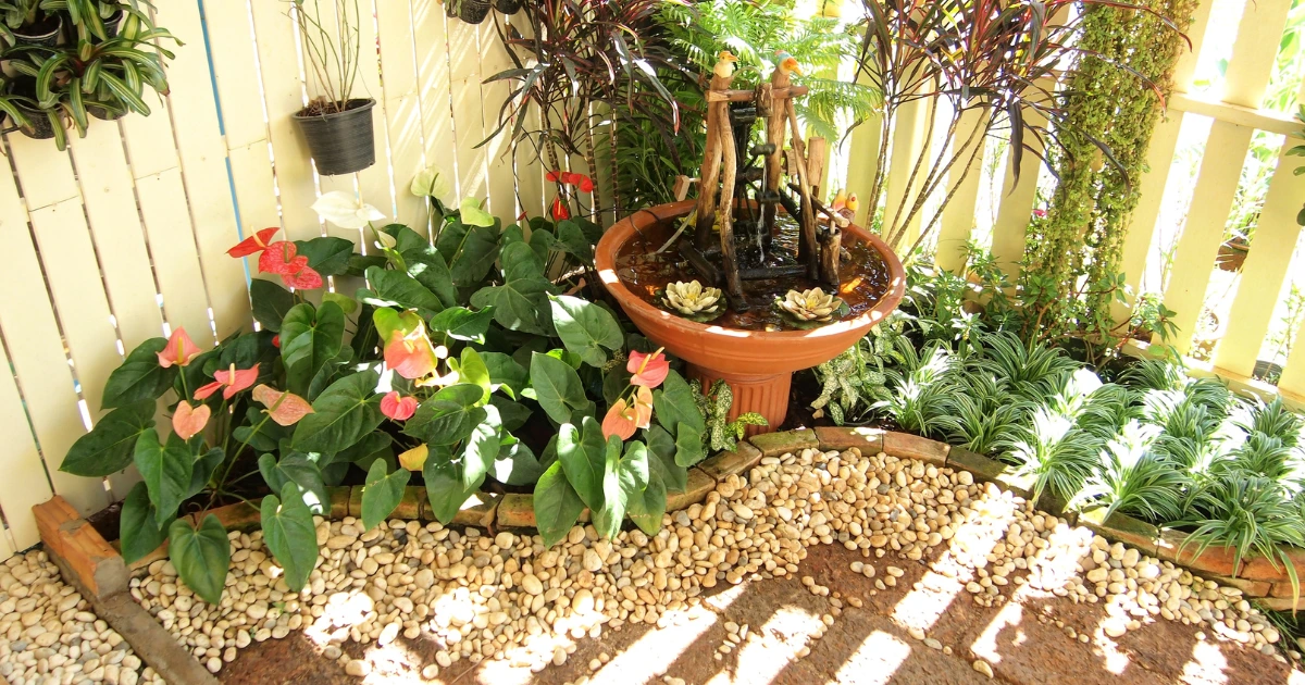 How to Landscape a Small Garden: Expert Tips and Ideas - Discover Paving